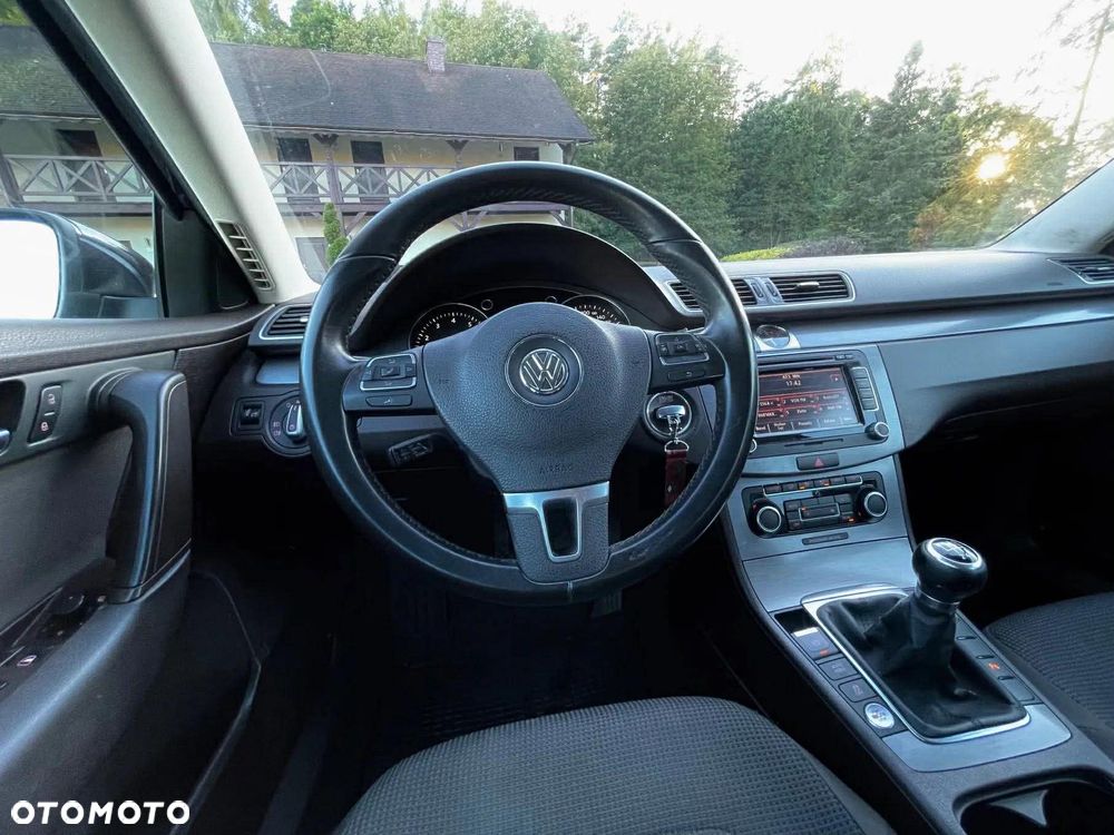 Używany Volkswagen Passat 2012 - 28 500 PLN, 179 000 km - Otomoto.pl