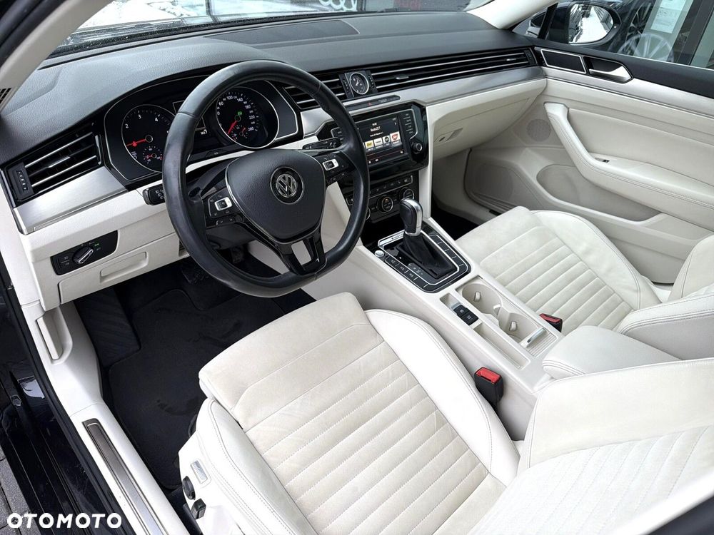 Używany Volkswagen Passat 2016 - 64 900 PLN, 193 393 km - Otomoto.pl