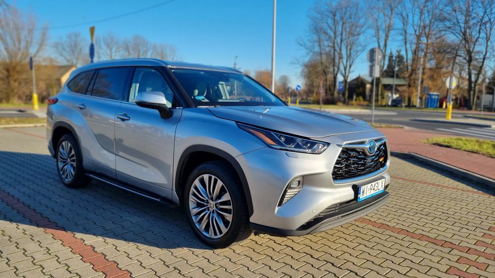 Używany Toyota Highlander 2021 - 216 000 PLN, 84 000 km - Otomoto.pl