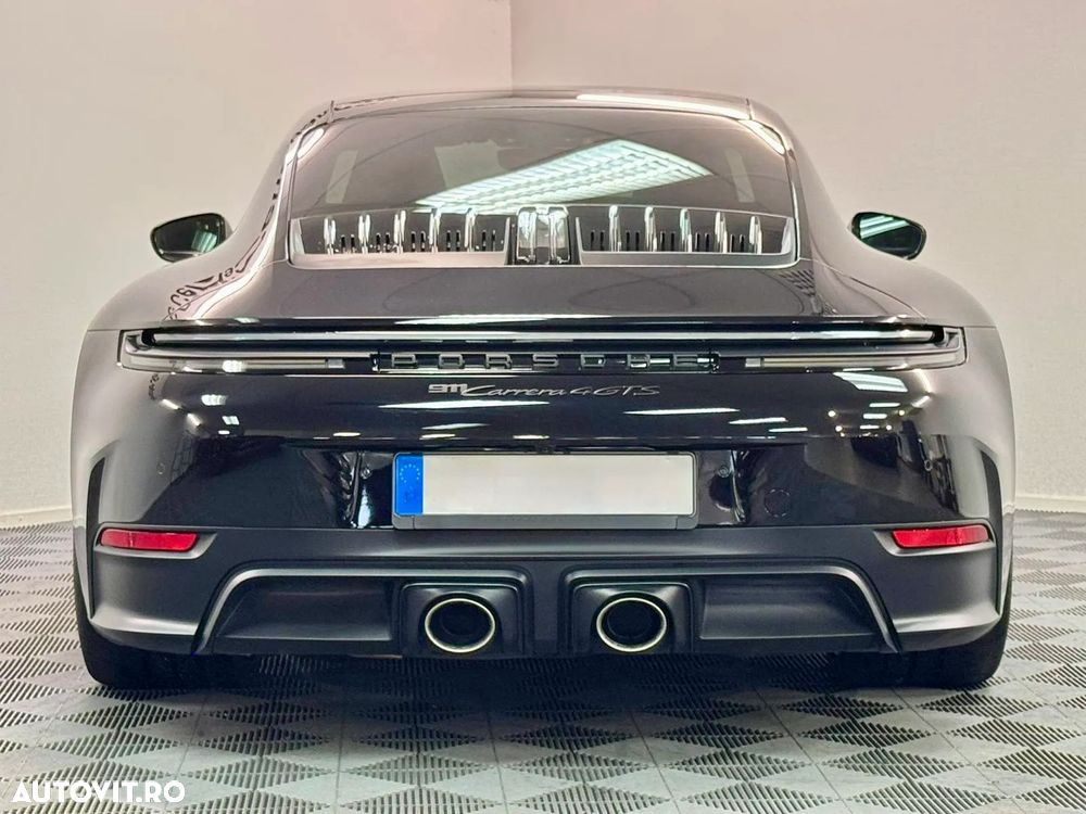 PORSCHE 911 2025 second hand de vanzare - 2025, benzina - 186.219 €, 3.000 KM, benzina ...