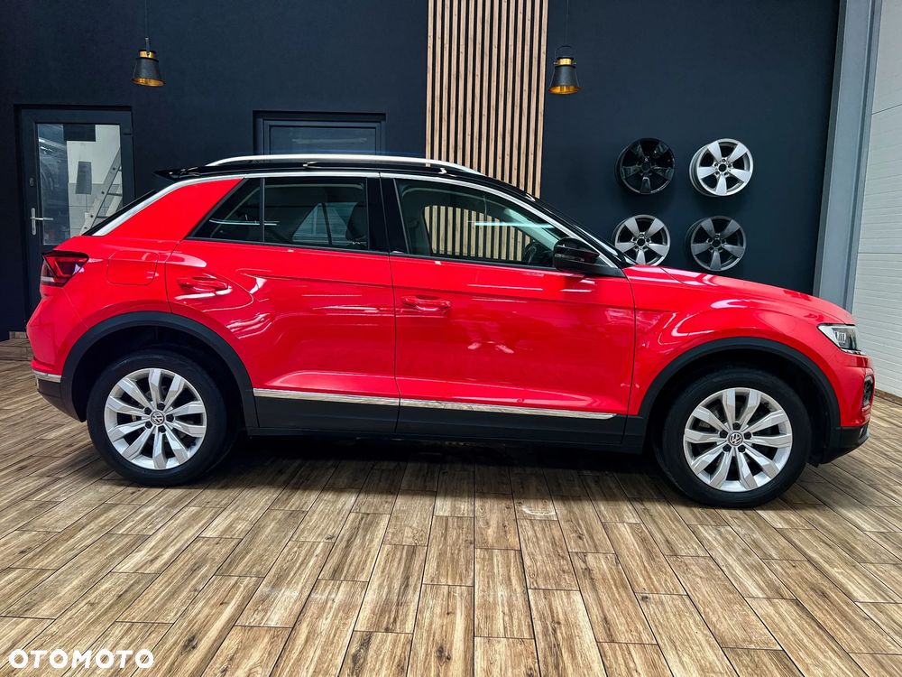 Używany Volkswagen T-Roc 2018 - 74 900 PLN, 144 000 km - Otomoto.pl