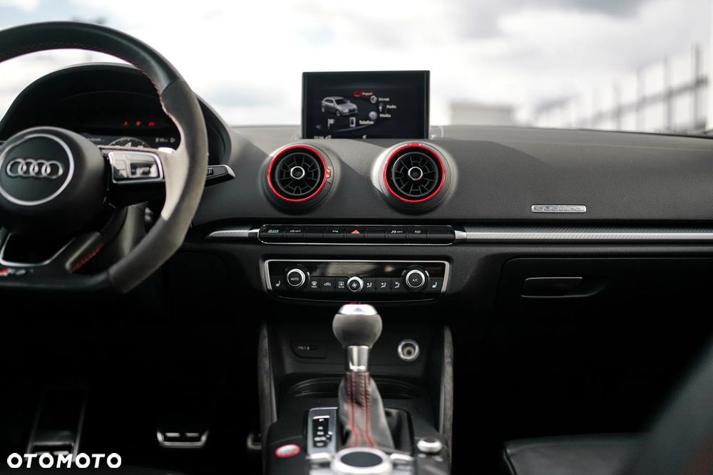 Używany Audi RS3 Sportback 2019 - 135 300 PLN, 107 360 km - Otomoto.pl