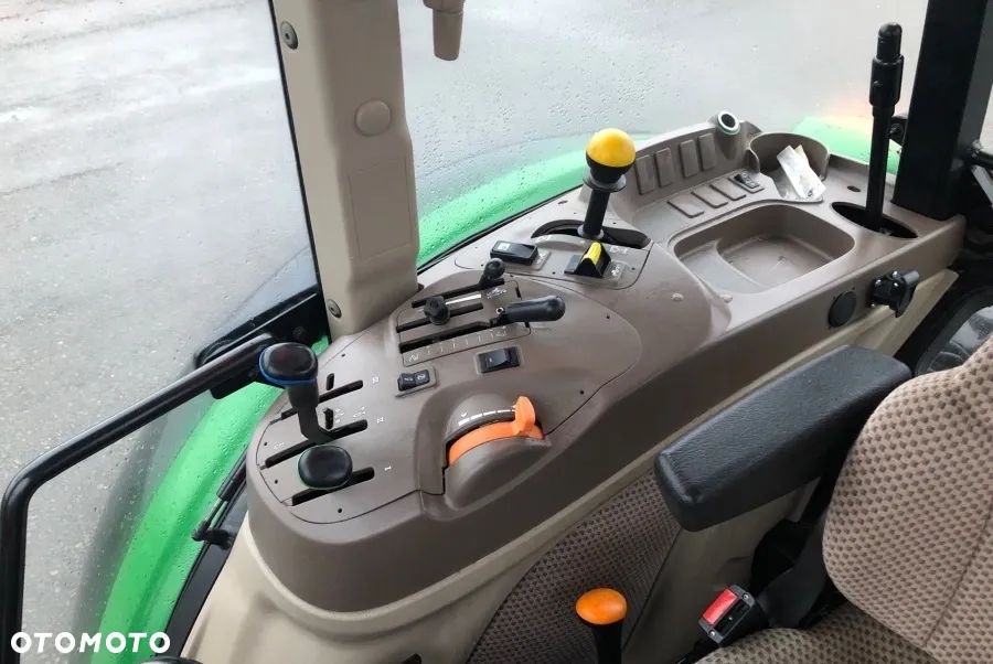 Używany John Deere 5085 M 2000 - 61 900 PLN - Otomoto.pl