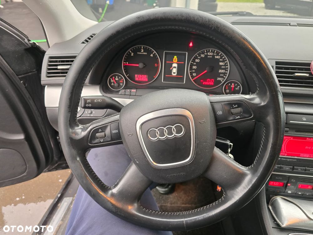 Używany Audi A4 Avant 2006 - 14 200 PLN, 235 000 km - Otomoto.pl