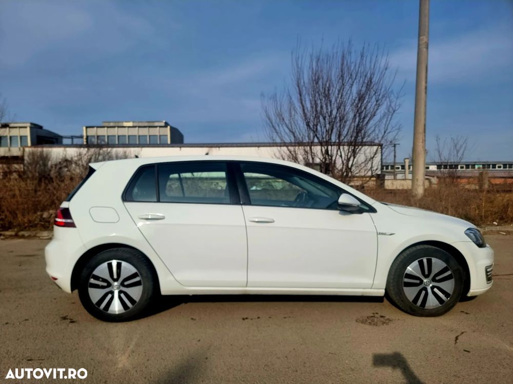 Utilizat Volkswagen Golf 2016 - 10 999 EUR, 77 777 km - Autovit.ro