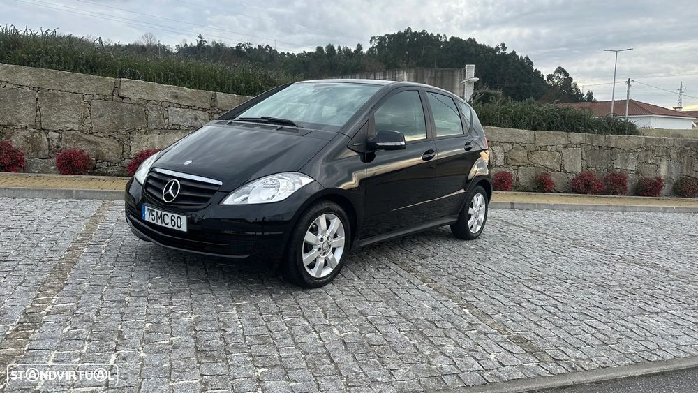 Usado Mercedes-Benz A 160 2011 - 7 950 EUR, 117 000 km - Standvirtual.com