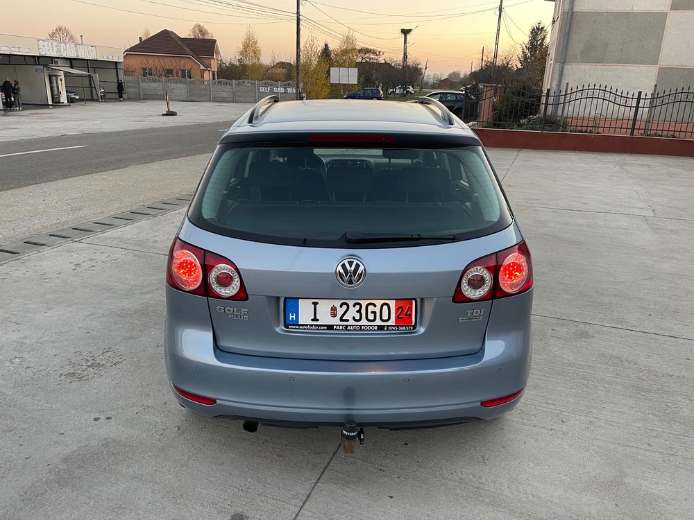 Utilizat Volkswagen Golf Plus 2010 - 5 690 EUR, 182 400 km - Autovit.ro