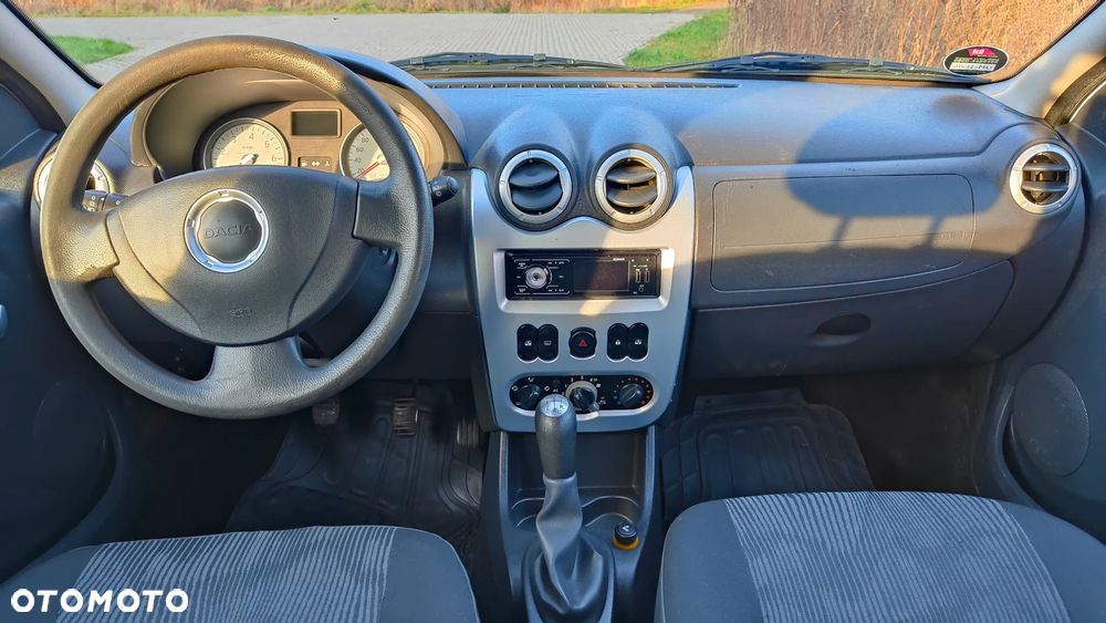 Używany Dacia Logan 2011 - 10 900 PLN, 200 000 km - Otomoto.pl