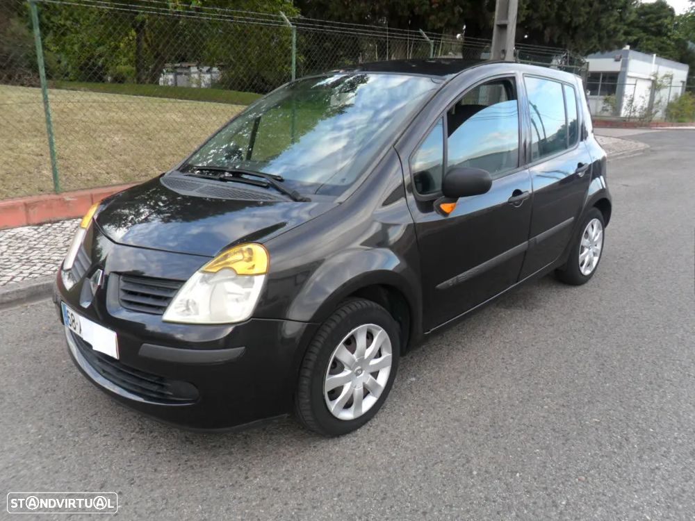 Usado Renault Modus 2006 - 2 950 EUR, 170 000 km - Standvirtual.com