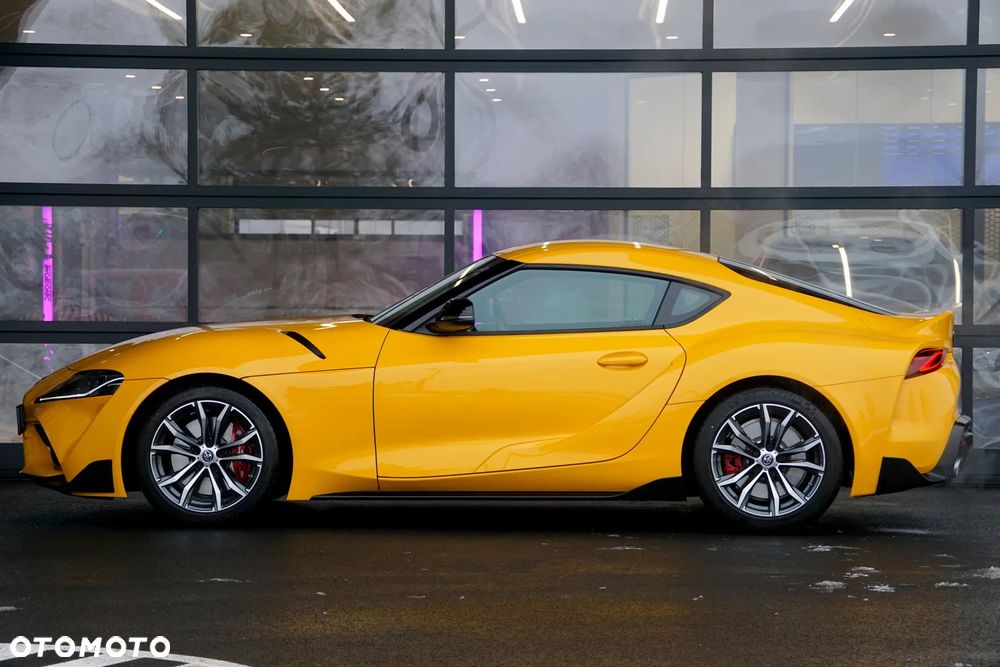 Używany Toyota Supra 2022 - 184 900 PLN, 11 500 km - Otomoto.pl