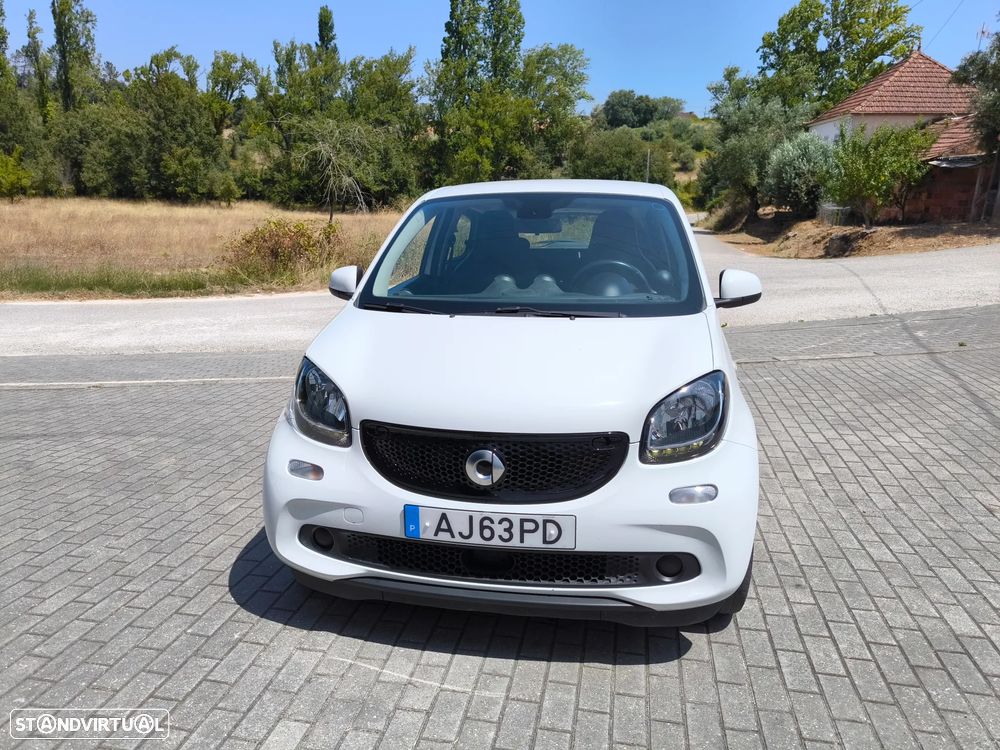 Usado Smart ForFour 2018 - 10 000 EUR, 98 000 km - Standvirtual.com