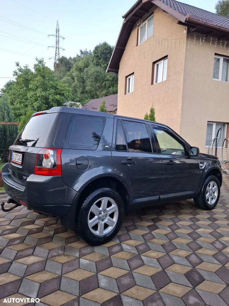Utilizat Land Rover Freelander 2011 - 4 700 EUR, 330 000 km - Autovit.ro