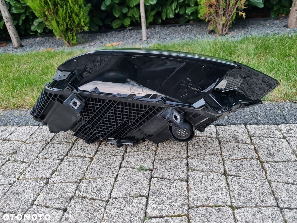 Używany Lampy przednie - 4 800 PLN - Otomoto.pl