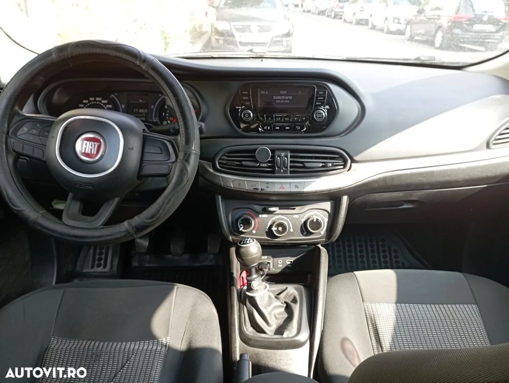 Utilizat Fiat Tipo 2017 - 5 500 EUR, 171 882 km - Autovit.ro