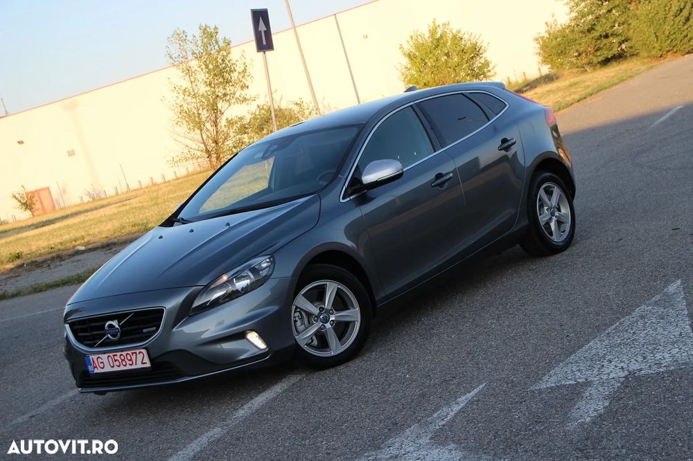 Second hand Volvo V40 - 7 750 EUR216 000 km - Autovit