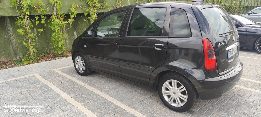 Usado Lancia Musa 2005 - 2 800 EUR, 260 000 km - Standvirtual.com