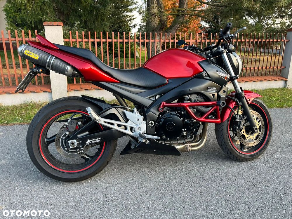 Używany Suzuki GSR 2010 - 13 500 PLN - Otomoto.pl