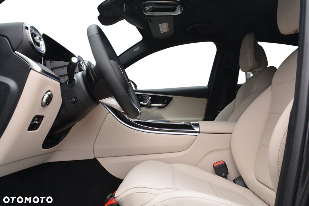 Nowy Mercedes-Benz GLC 2025 - 298 155 PLN, 1 km - Otomoto.pl