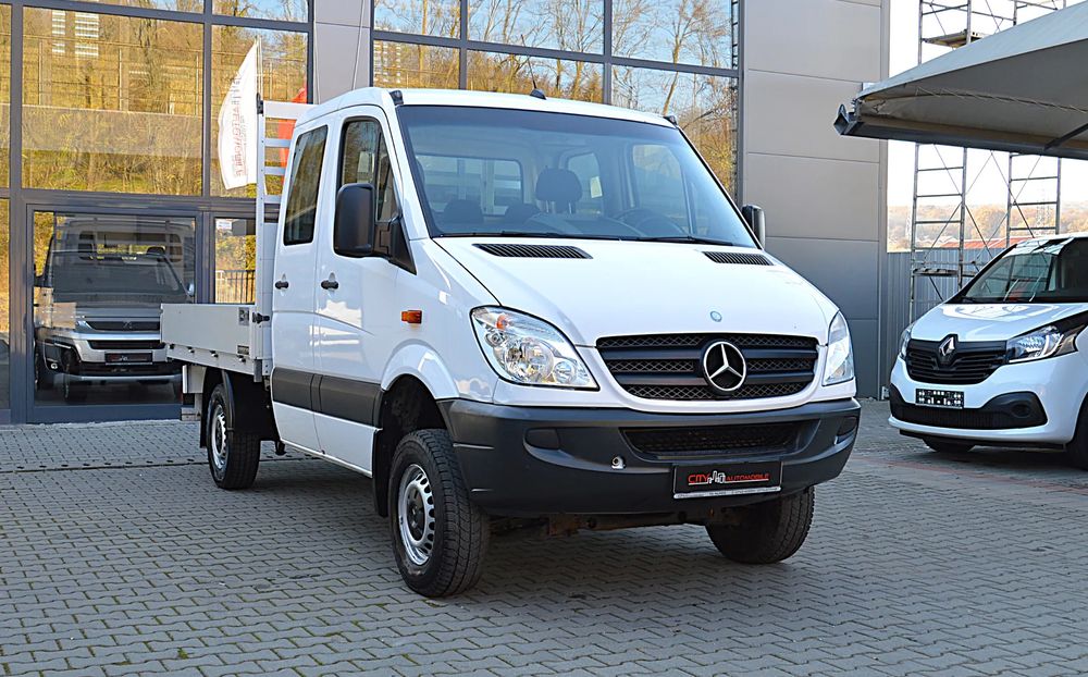 Utilizat Mercedes-Benz Sprinter 316CDI 4x4 163C.P. 6 Locuri 2012 - 19 ...