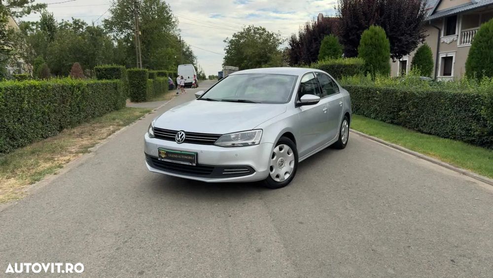 Second hand Volkswagen Jetta - 6 300 EUR266 448 km - Autovit