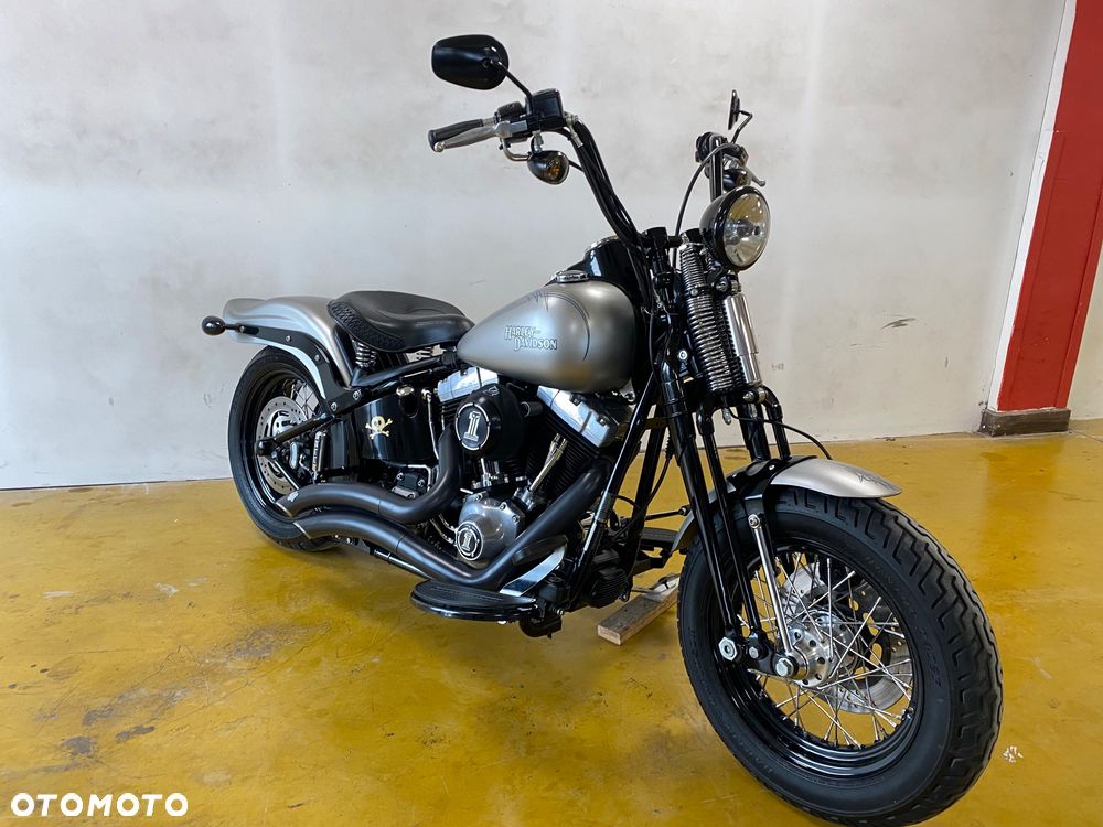 Używany Harley-Davidson Softail Cross Bones 2009 - 64 999 PLN - Otomoto.pl