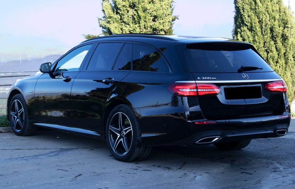 Usado Mercedes-Benz E 300 2020 - 32 000 EUR, 176 000 km - Standvirtual.com