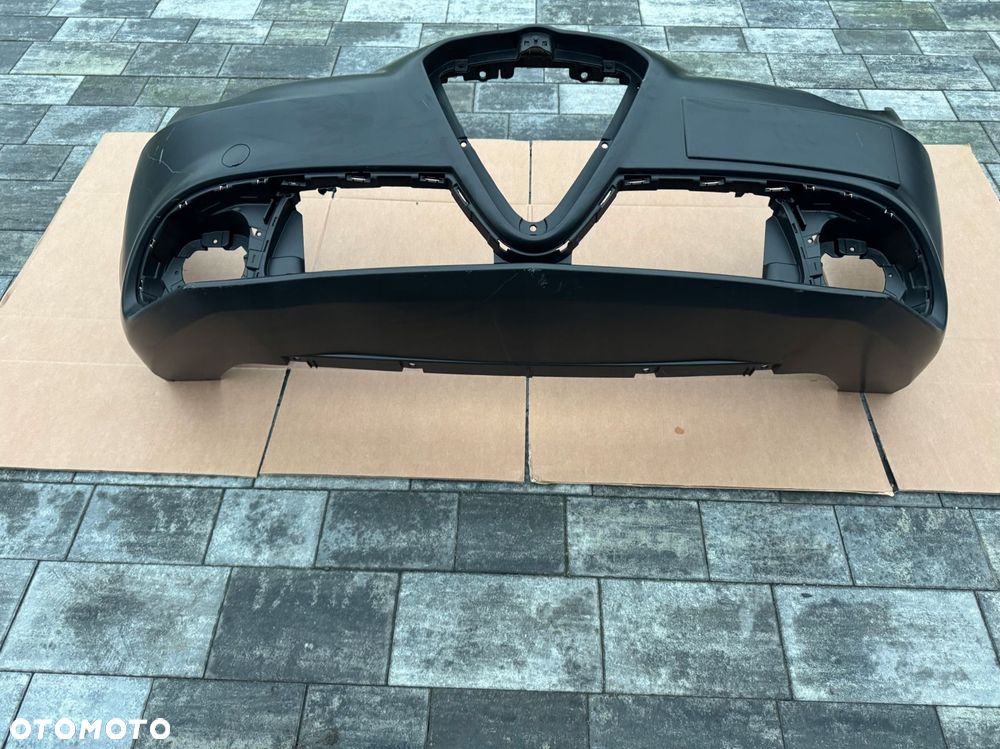 Używany Zderzaki - 3 200 PLN - Otomoto.pl