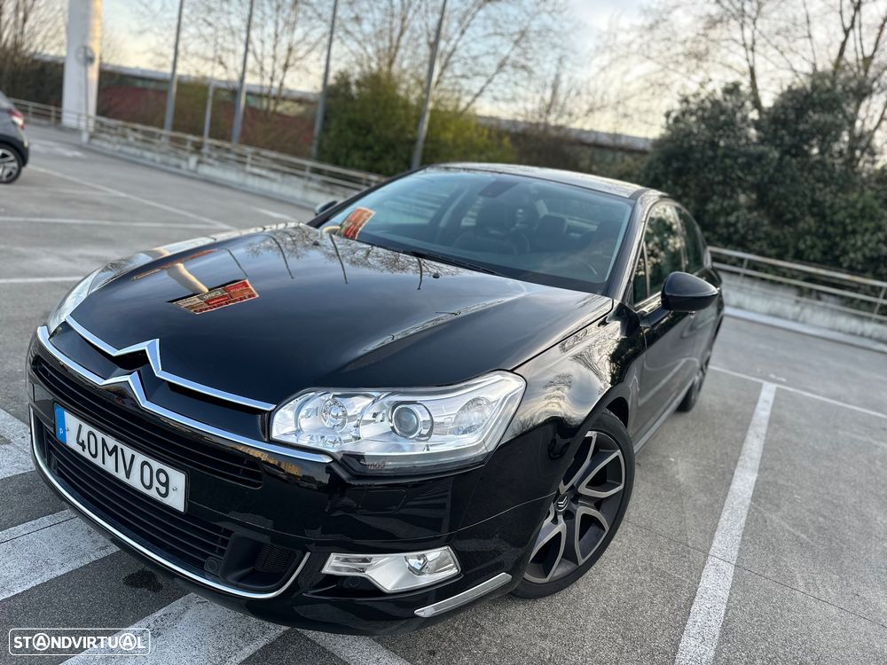 Usado Citroën C5 2012 - 5 000 EUR, 304 000 km - Standvirtual.com
