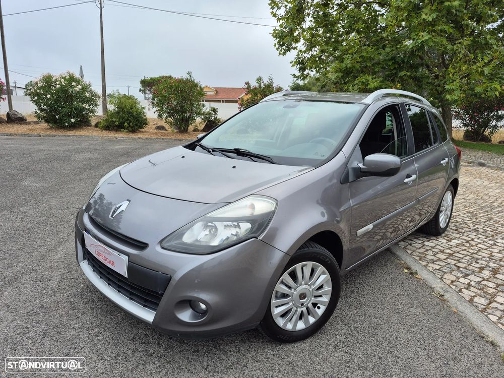 Usado Renault Clio Break 2011 - 5 950 EUR, 110 000 km - Standvirtual.com