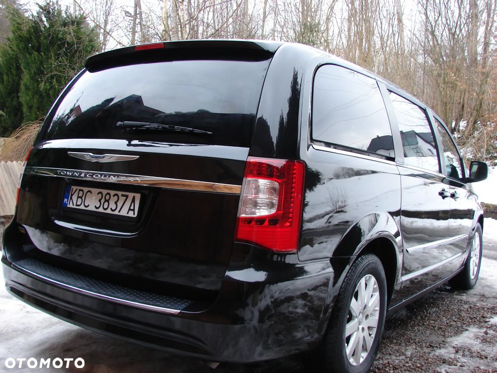 Używany Chrysler Town & Country 2016 - 53 900 PLN, 151 000 km - Otomoto.pl