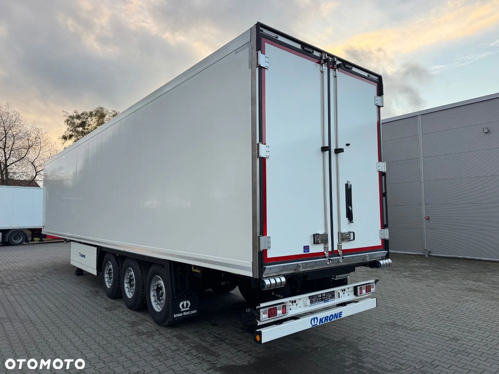 Używany Krone Doppelstock ,Carrier Vector HE19, 6.000 km!! 2024 - 225 000 PLN - Otomoto.pl