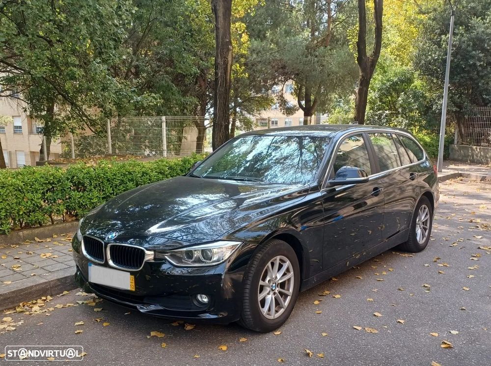 Usado BMW 318 2012 - 11 000 EUR, 213 000 km - Standvirtual.com