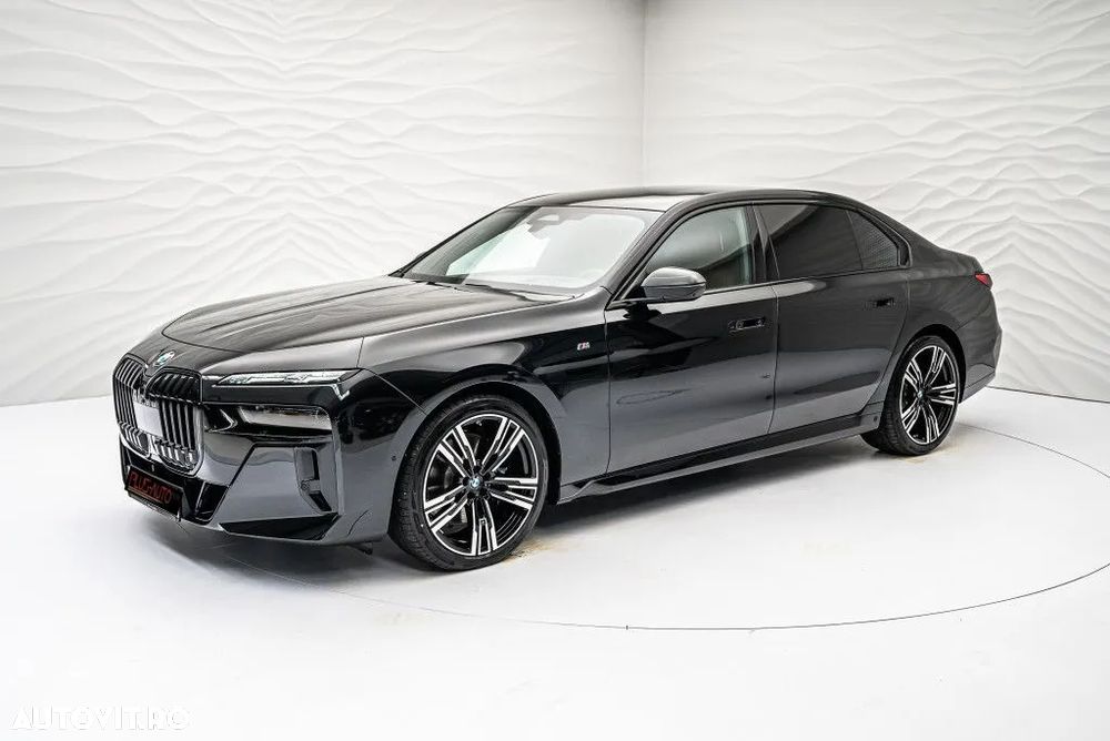Utilizat BMW Seria 7 2023 - 87 980 EUR, 85 000 km - Autovit.ro
