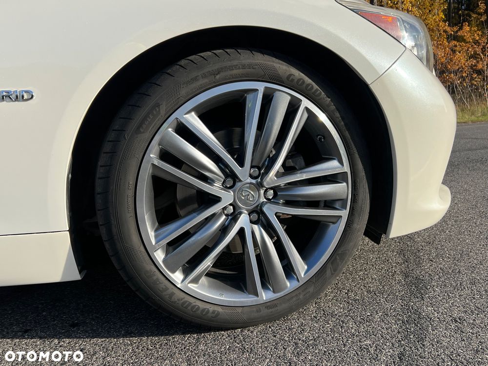 Używany Infiniti Q50 2016 - 76 500 PLN, 145 800 km - Otomoto.pl