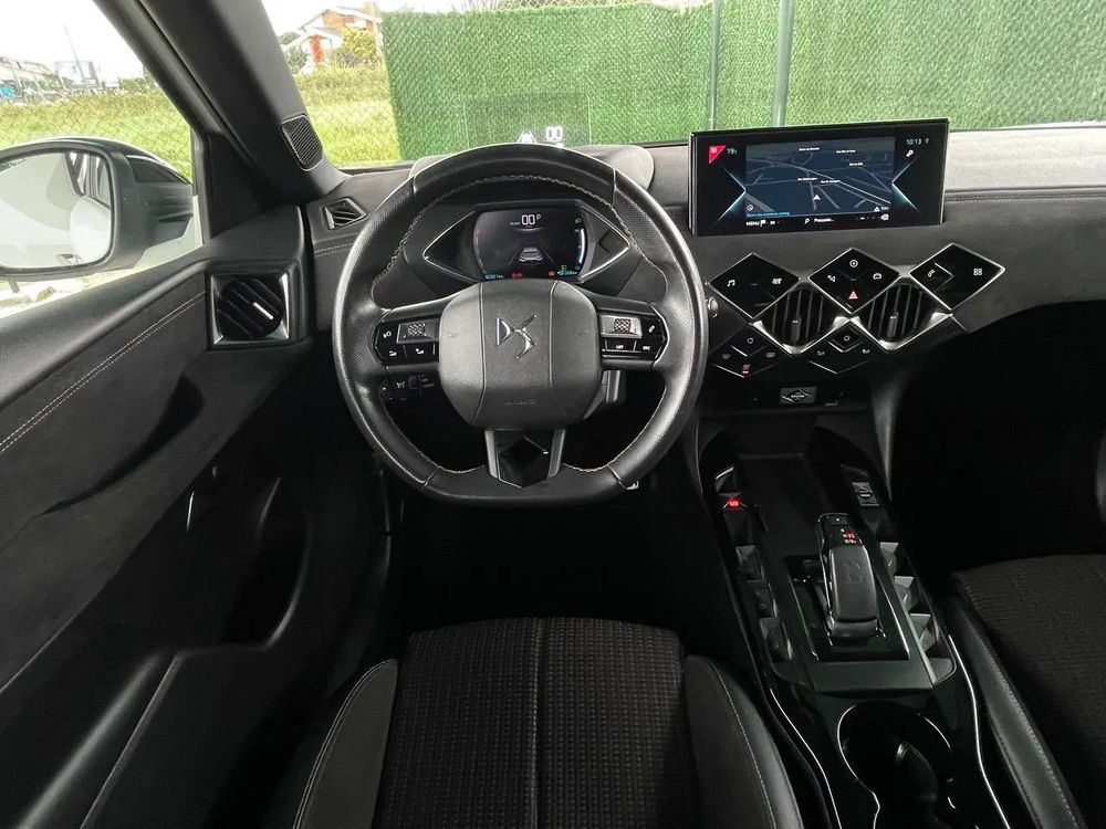 Usado DS DS3 Crossback 2020 - 21 000 EUR, 62 000 km - Standvirtual.com