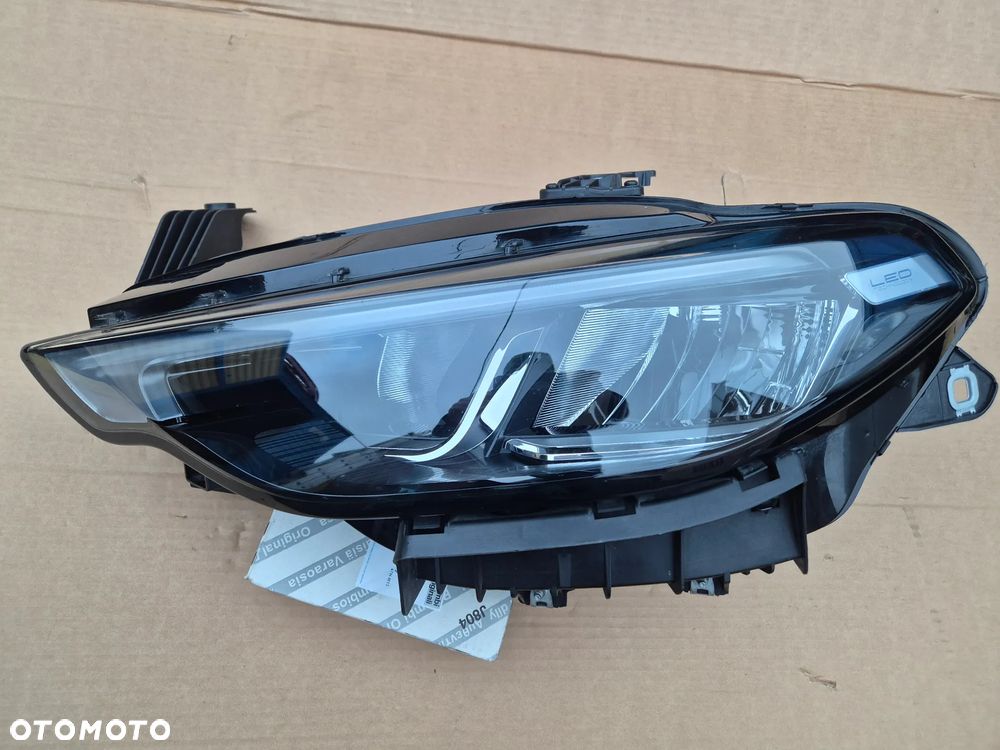 Używany Lampy przednie - 1 200 PLN - Otomoto.pl