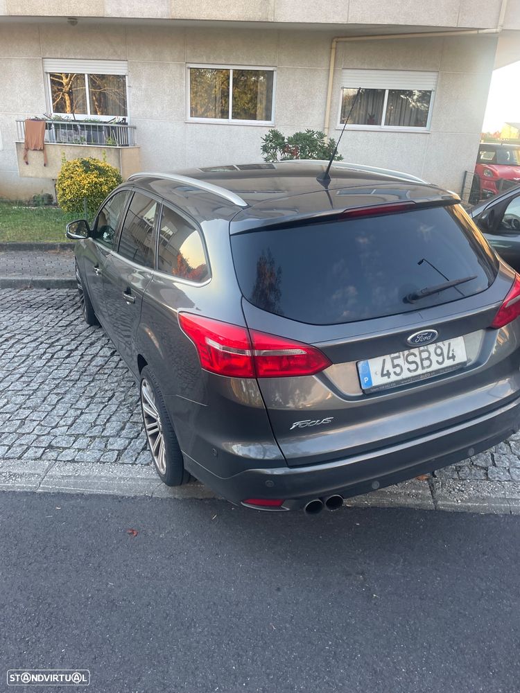 Usado Ford Focus SW 2016 - 7 000 EUR, 250 000 km - Standvirtual.com