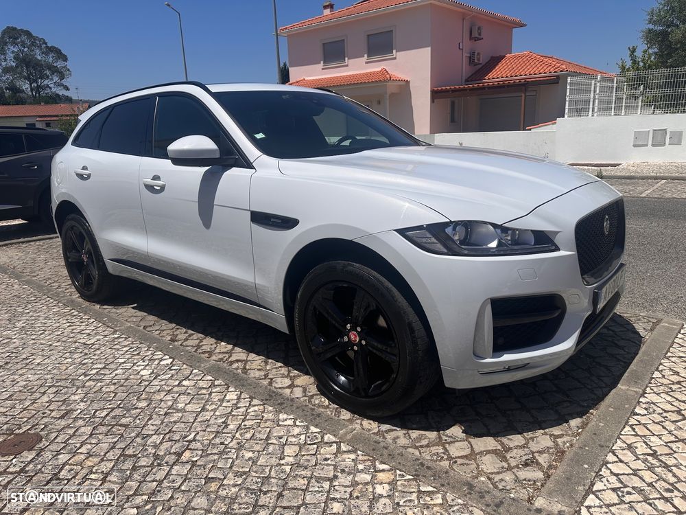 Usado Jaguar F-Pace 2017 - 27 500 EUR, 171 000 km - Standvirtual.com