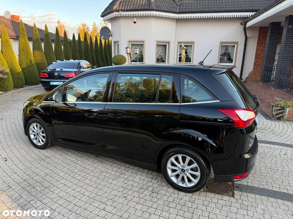 Używany Ford Grand C-MAX 2019 - 29 950 PLN, 96 000 km - Otomoto.pl
