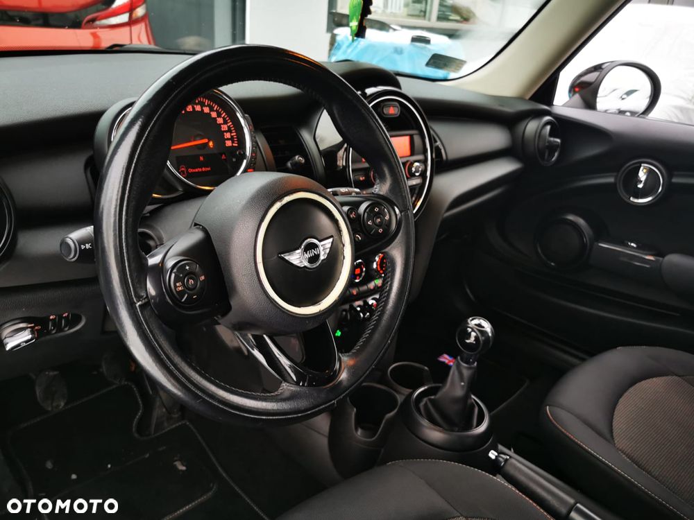 Używany MINI ONE 2016 - 34 900 PLN, 83 817 km - Otomoto.pl