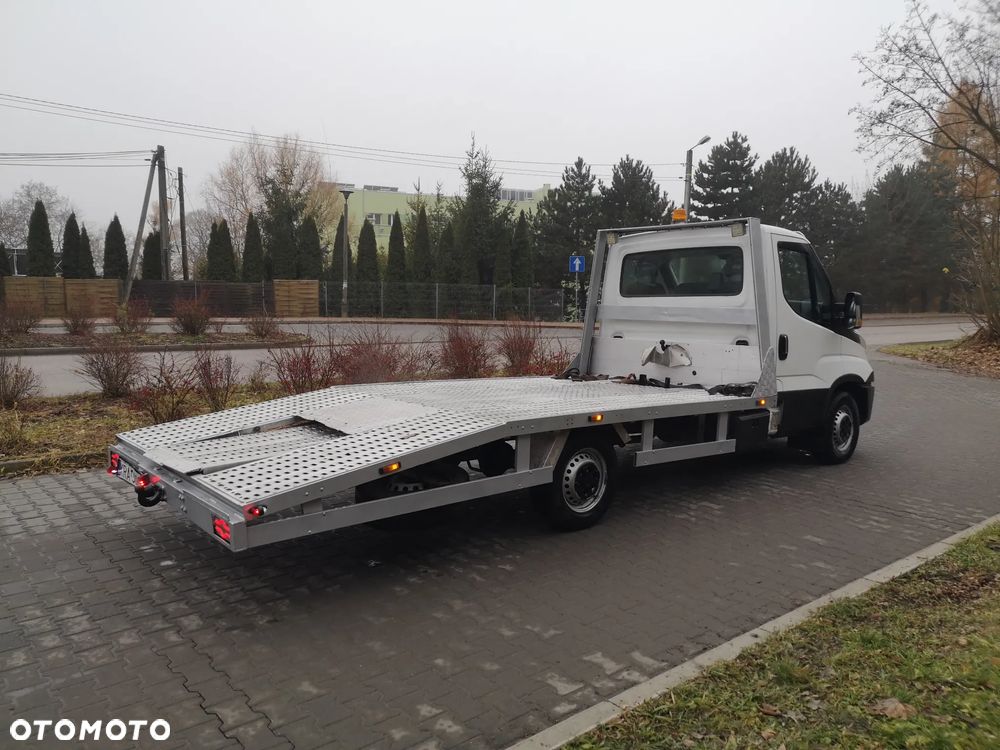 Używany Iveco 35S16 2017 - 49 900 PLN, 227 255 km - Otomoto.pl