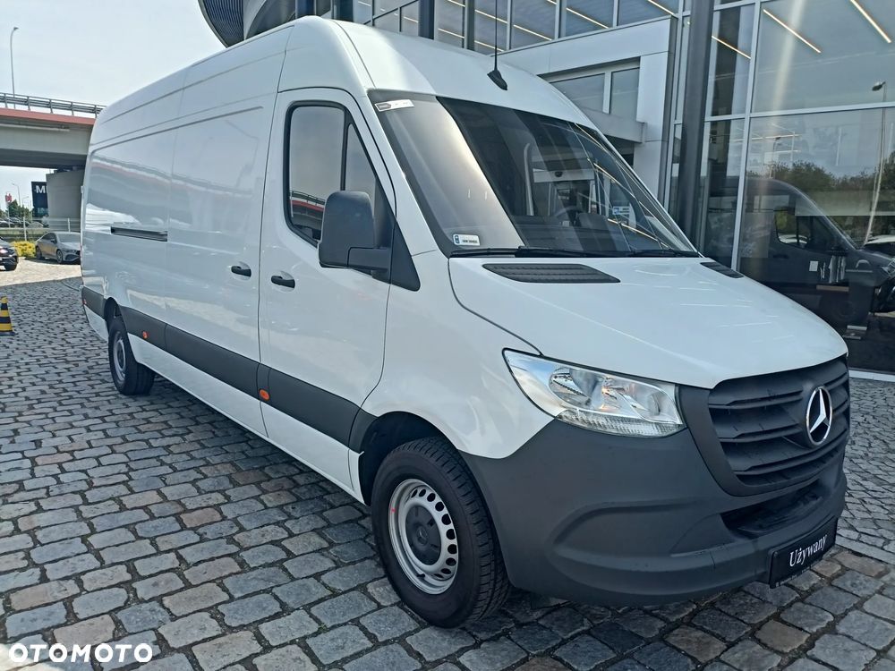 Używany Mercedes-Benz Sprinter 317 Furgon Długi 2022 - 184 377 PLN, 31 ...