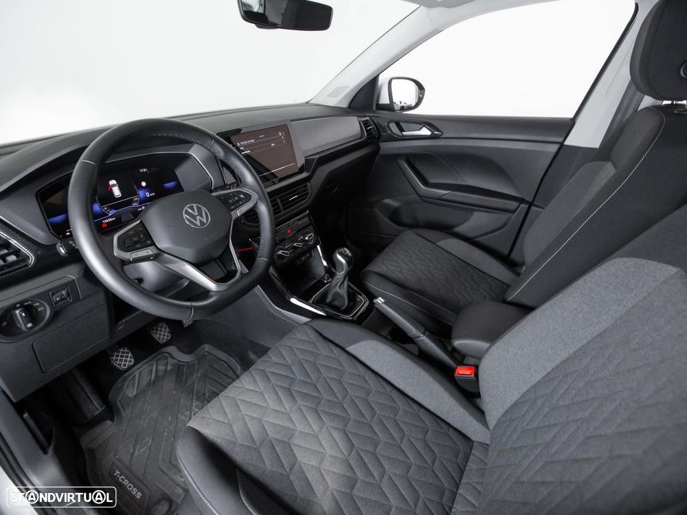 Usado VW T-Cross 2024 - 22 990 EUR, 14 423 km - Standvirtual.com
