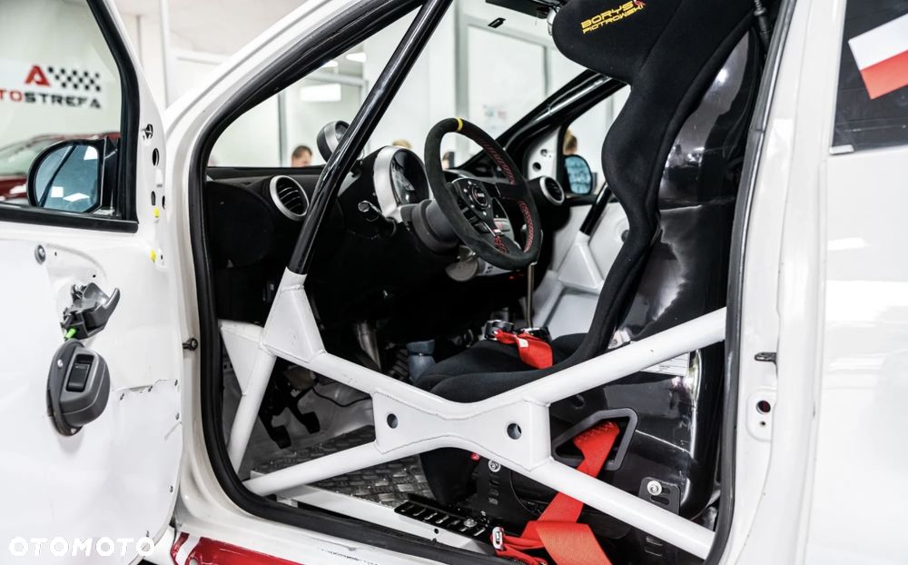 Używany Peugeot 107 2010 - 32 000 PLN, 160 000 km - Otomoto.pl