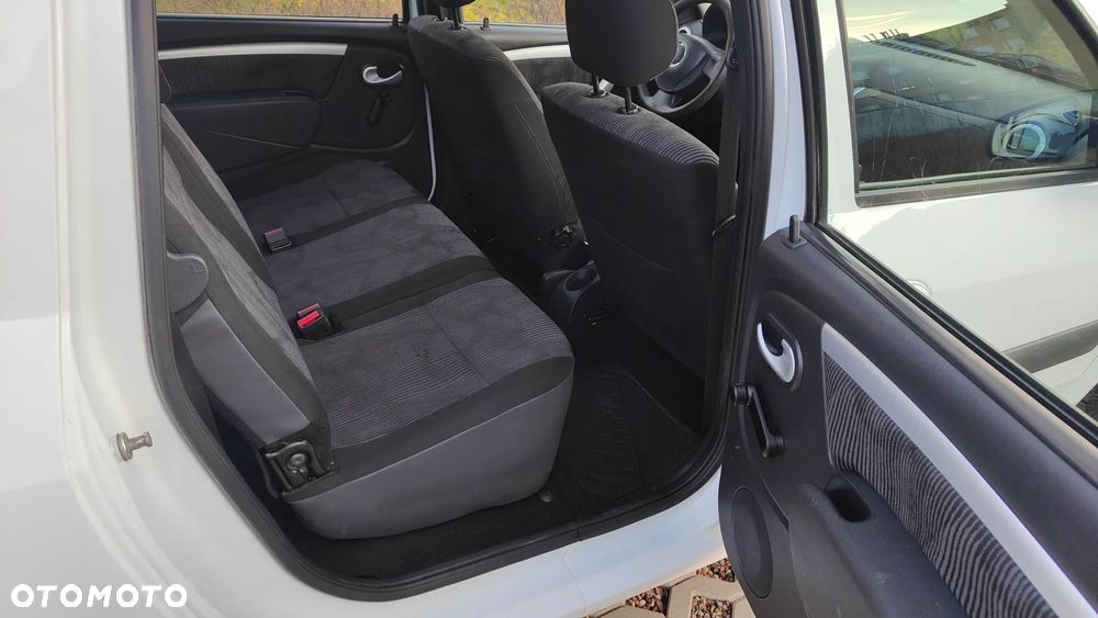 Używany Dacia Logan 2011 - 10 900 PLN, 200 000 km - Otomoto.pl