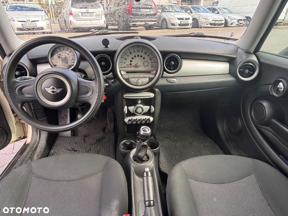 Używany MINI ONE 2007 - 7 500 PLN, 157 760 km - Otomoto.pl