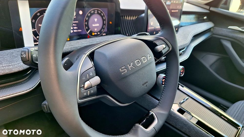 Nowy Skoda Superb 2025 - 185 900 PLN, 7 km - Otomoto.pl