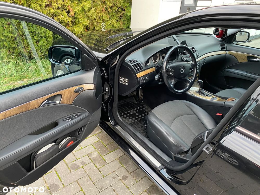 Używany Mercedes-Benz Klasa E 2007 - 25 700 PLN, 258 900 km - Otomoto.pl