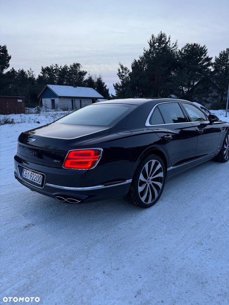 Używany Bentley Flying Spur 2023 - 1 050 000 PLN, 130 km - Otomoto.pl