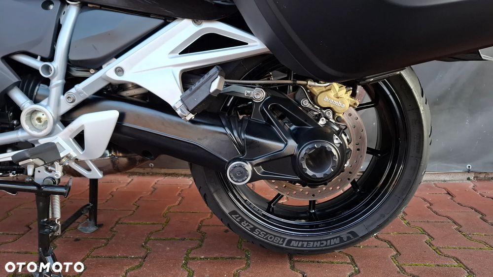 Używany BMW R 2022 - 73 500 PLN - Otomoto.pl